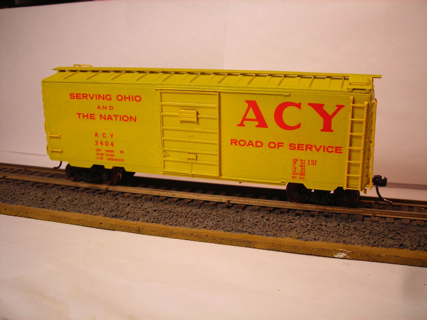 Colorful rolling stock... - General Discussion (Model Railroader) - Trains.com Forums